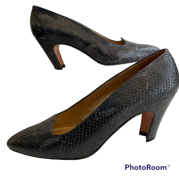 phyllis poland | Shoes | Salephyllis Poland Heel | Poshmark